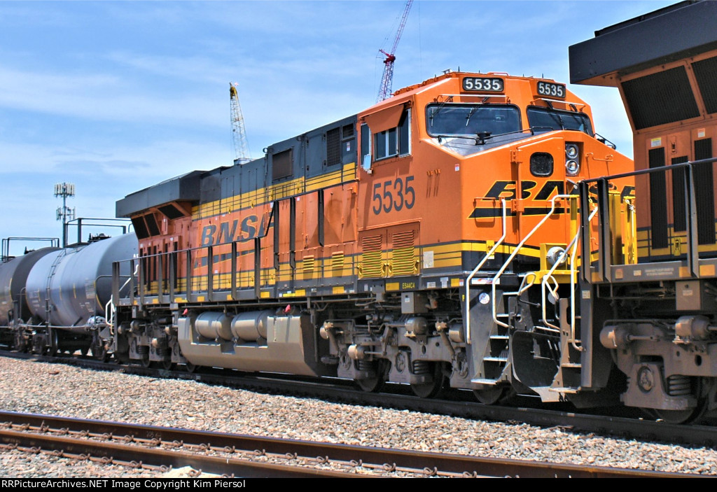 BNSF 5535